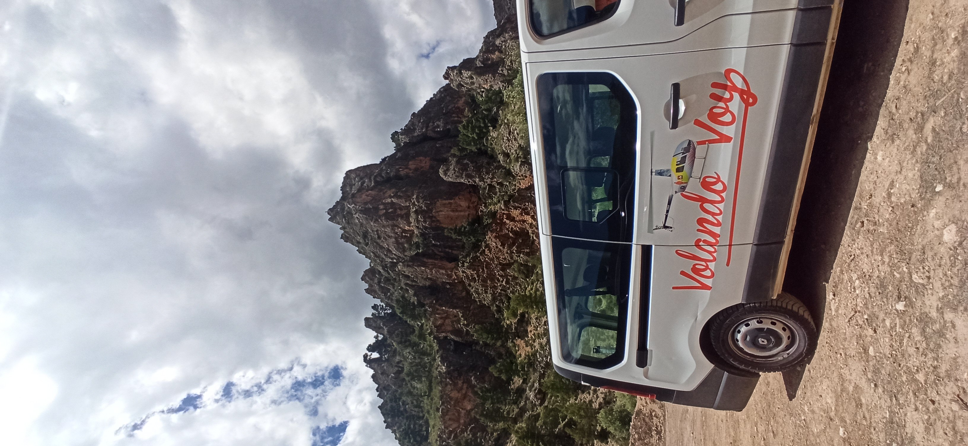 Emisión del programa VOLANDO VOY