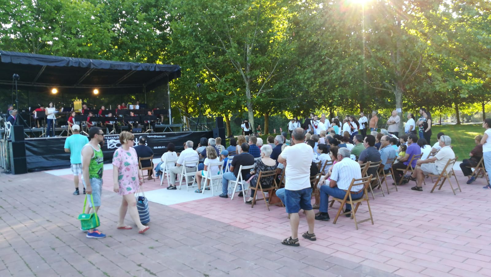ESPECTACULAR CONCIERTO EN LA PLAYA FLUVIAL: